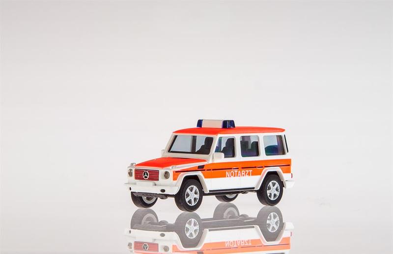 Memoba - Produktdetail Busch bu51411 Mercedes-Benz G-Klasse 90 Notarzt